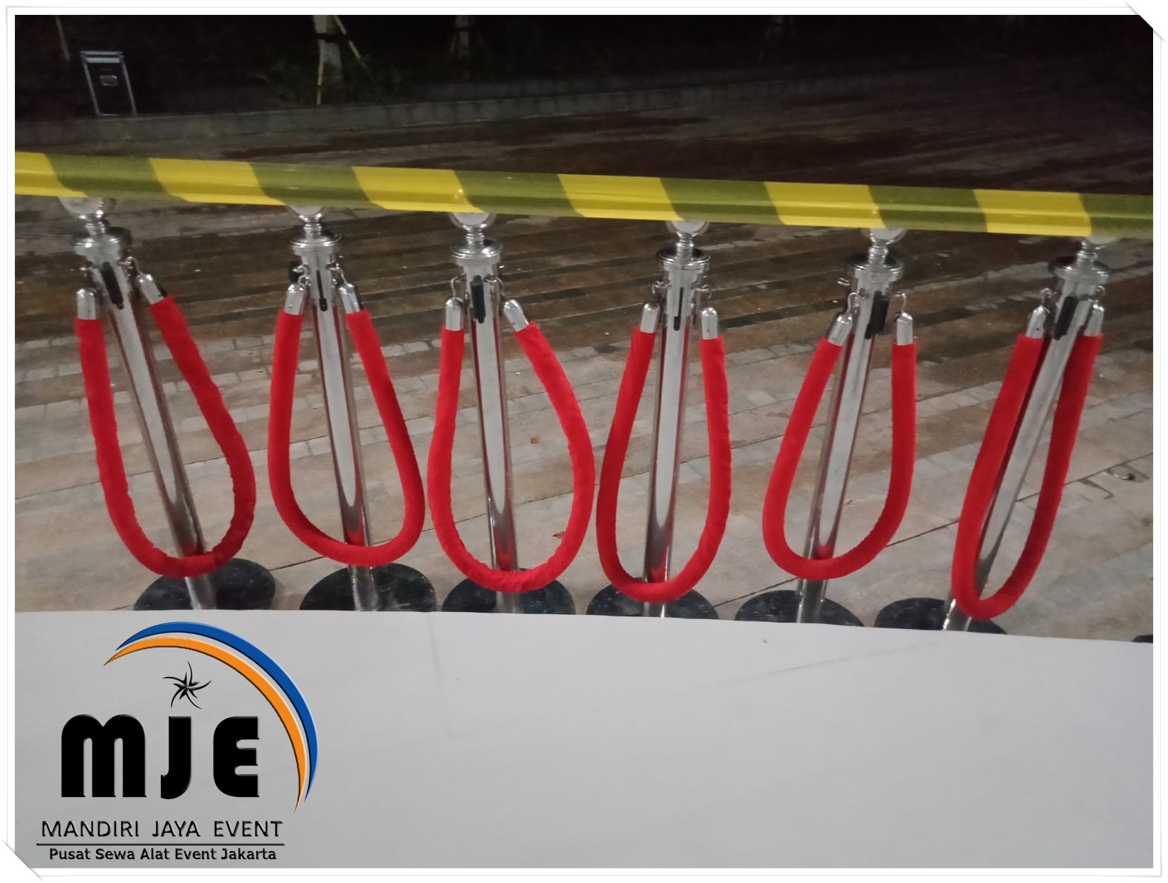 PUSATNYA SEWA TIANG PEMBATAS ANTRIAN – Q LINE JAKARTA – Spesialis Jasa ...