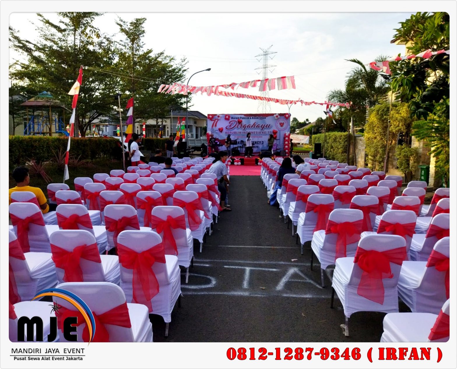 SATU SET PANGGUNG MINI DAN KURSI FUTURA EVENT KEMERDEKAAN SEWA DISINI ...